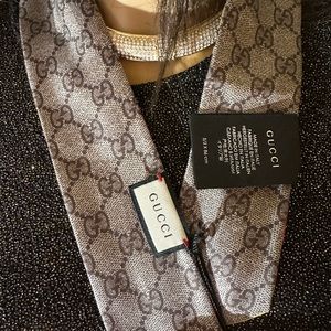 Gucci | Accessories | Stunning New 0 Silk Gucci Twilly Scarf | Poshmark